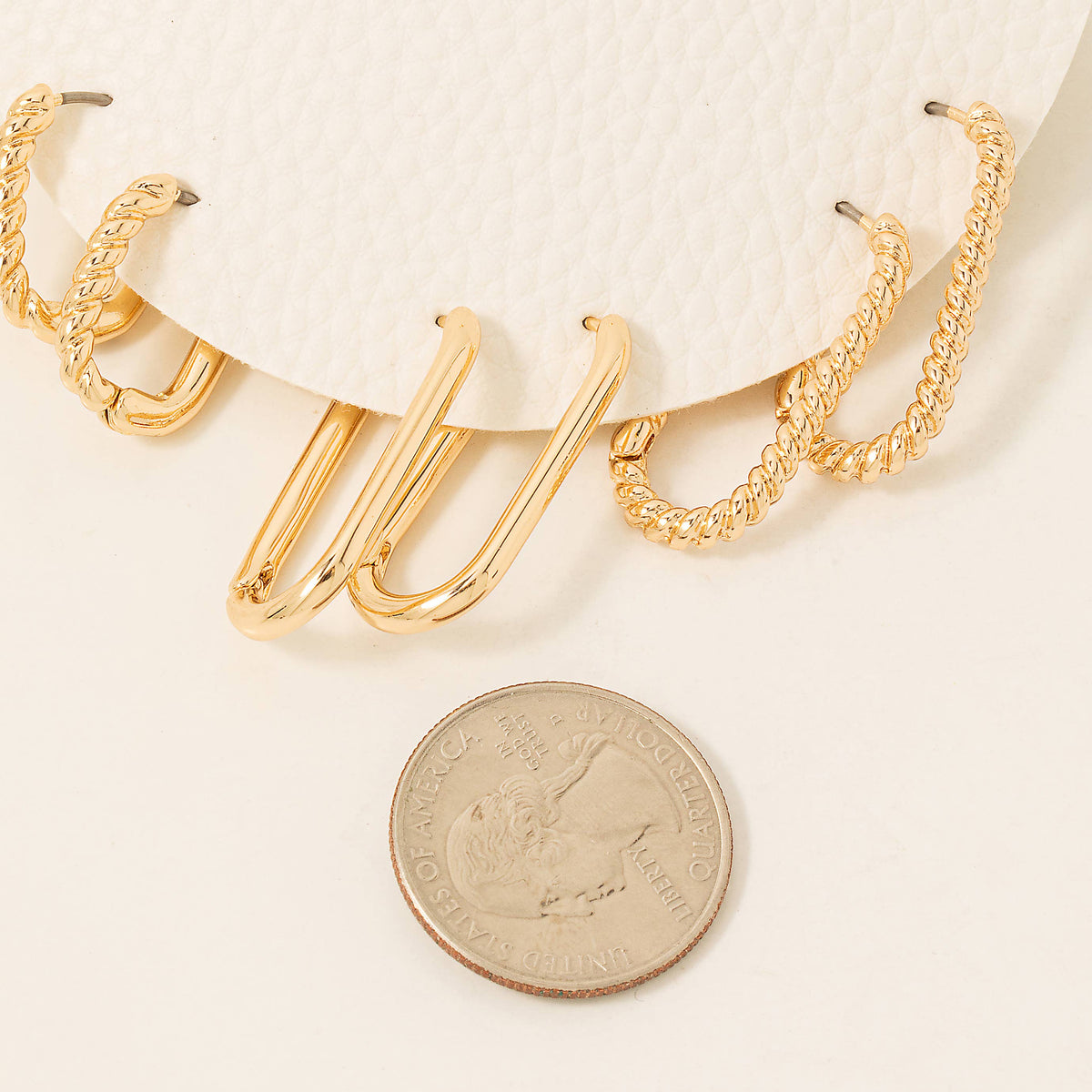 Metallic Oval Hinge Hoop Earrings Set – Eastwood home